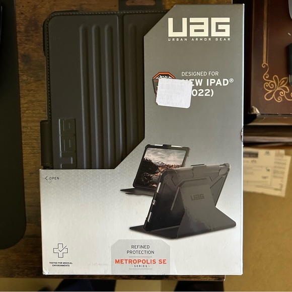 Uag | Tablets & Accessories | Uag Metropolis Se Case For Ipad Th Gen ...